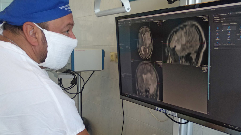 AUTOPLAN — Surgical navigation system